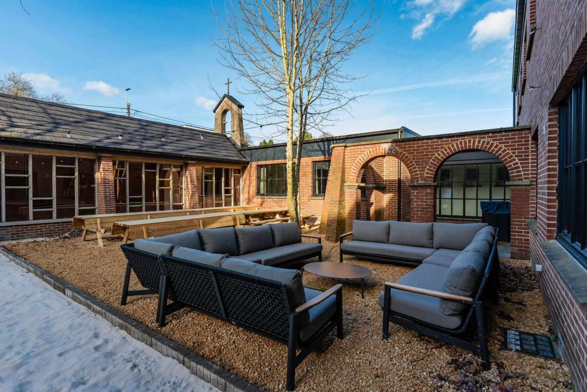 Klooster vakantiewoning & groepsaccommodatie | Dockx Stays ...